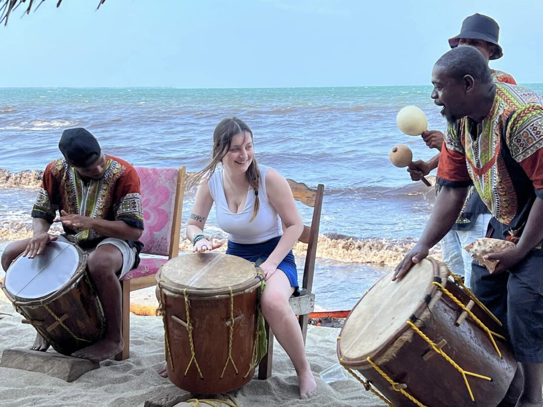 Local students travel to Belize to research politics, culture, economy ...
